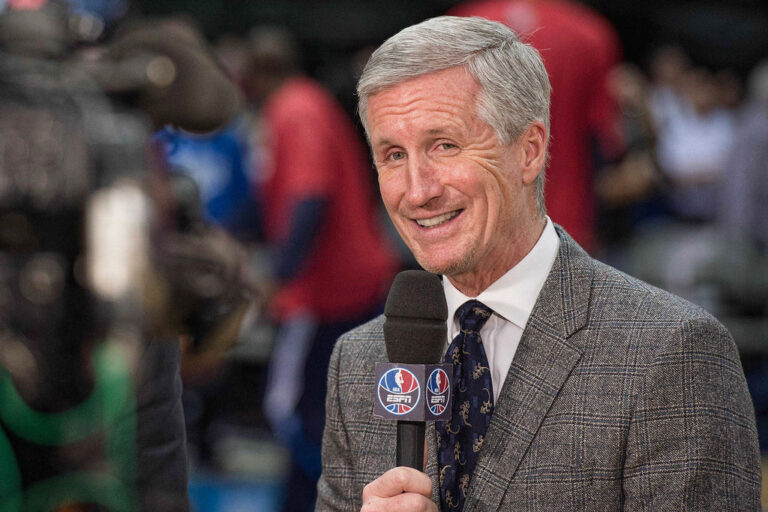 15-Year Old Lakers Fan Amazingly Received A Mike Breen "Bang!" During ...